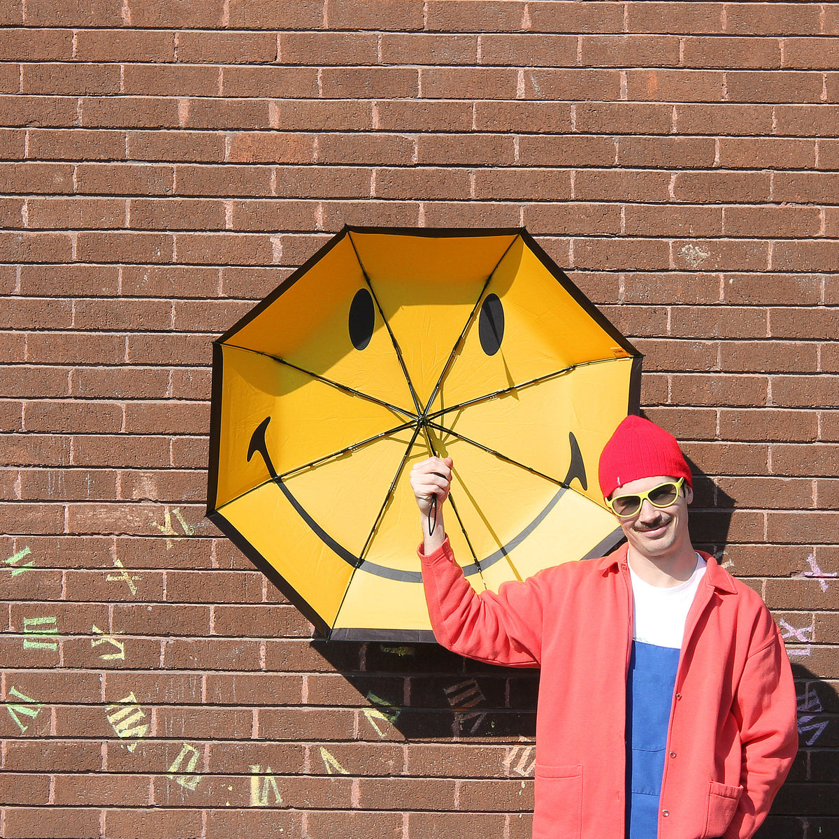 Smiley Umbrella – V&A Dundee Shop